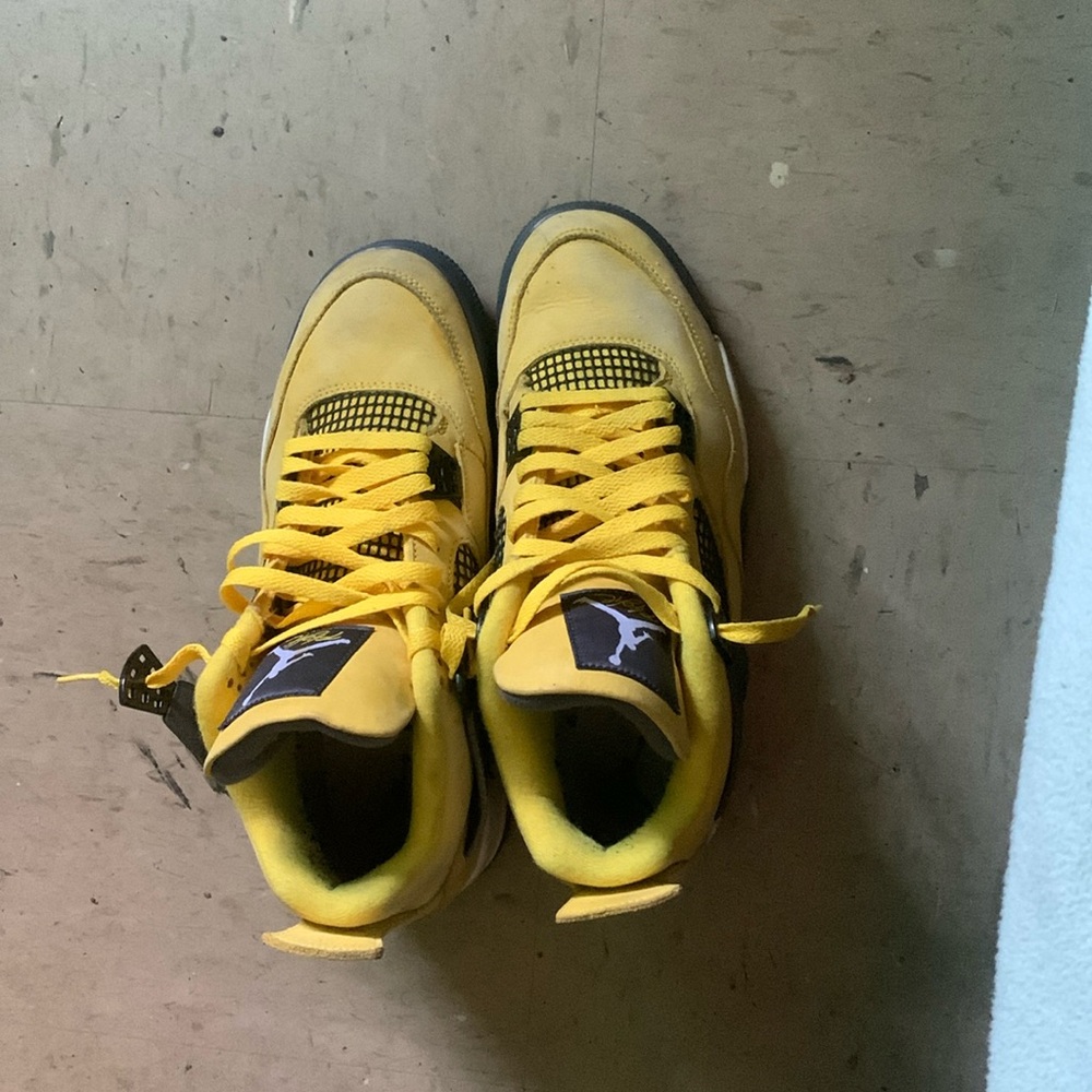 Lightning Jordan 4s (Used) - Gem